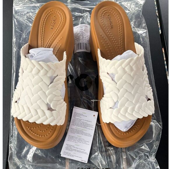 CROCS | Shoes | Nwt Crocs Brooklyn Woven Sandals | Poshmark